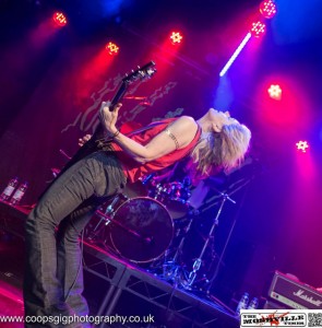 Fotos del concierto de L7 en Glasgow – Grunge is life